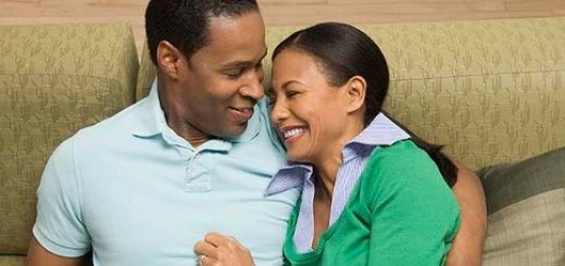 5 Ways to flirt with a guy - and not be obvious 5 Ways to flirt with a guy - and not be obvious